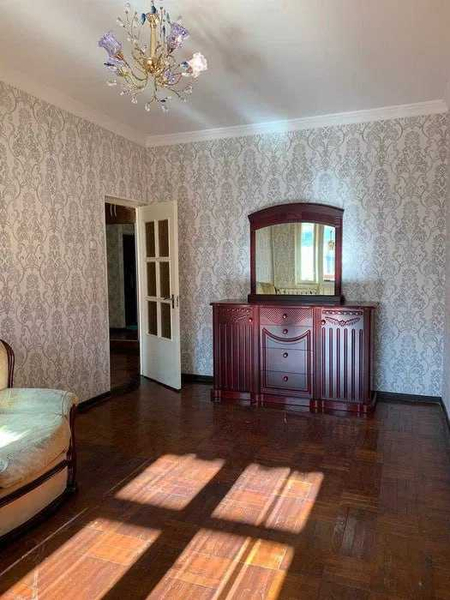 Себзар  .4/3/5.  кирпич   90м²