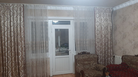 Yunusobod 4 kv 3/3/9 Uy srochna sotiladi