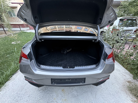 Hyundai elantra 2021