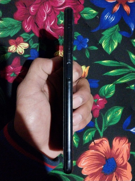SAMSUNG A22 sotiladi kar dok bor