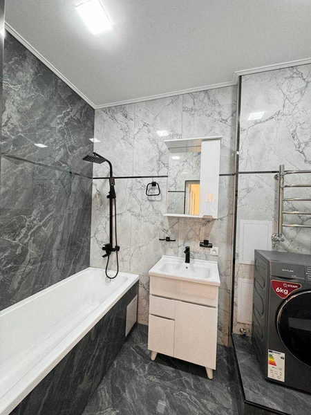V4200 3/3/4 улица Шота Руставели Ор.р: Аския Базар 80м2 Евро ремонт