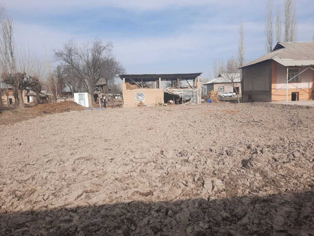 Продаётся дом с земелным участком