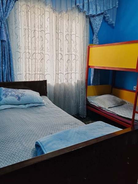 Продамю кв 3/5/5 улучшенная планировка на юнус абаде 18кв.