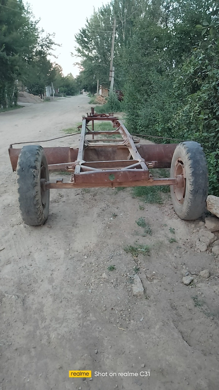 Traktor mtz 80 sotiladi