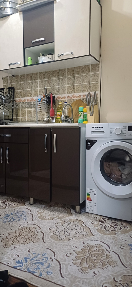 Qorasuv 6 da masjid oldida kvartira ozimi uyim 1Hona 2 hona qlingan