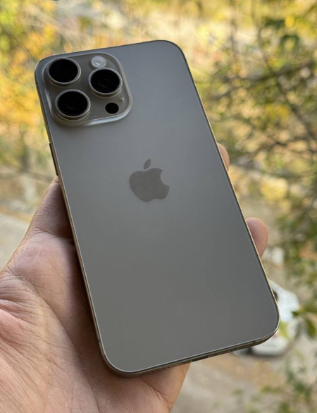 Srocnho iphone 15 pro max 256 Yangi! Karobka 1 oyda keladi