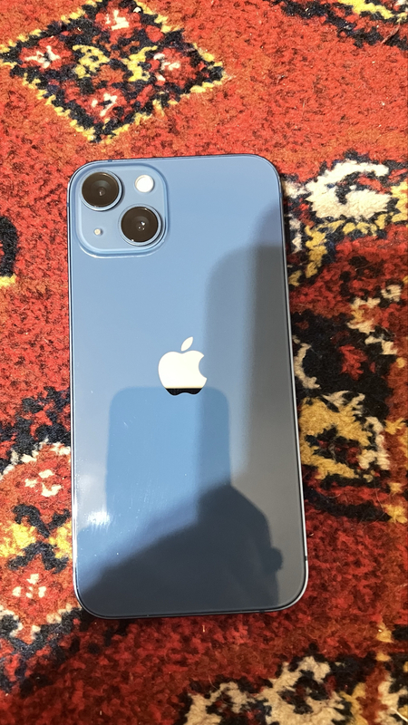 Iphone 13  128 .