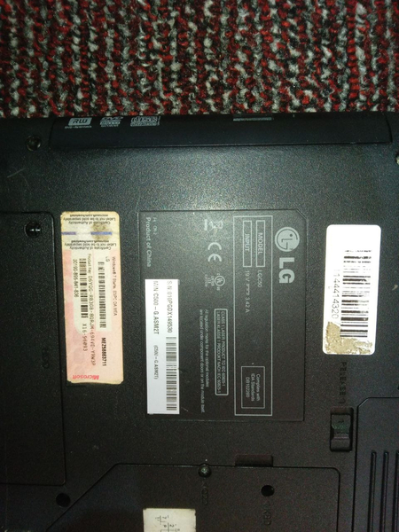 Noutbuk LG c500 core i3