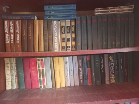 Книги, художественная и учебная литература