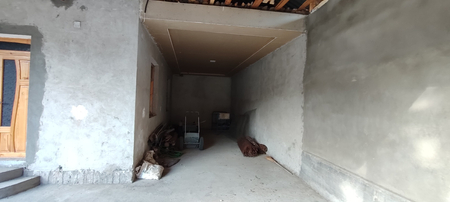 Uy sotiladi. Продается дом, the house is for sale!