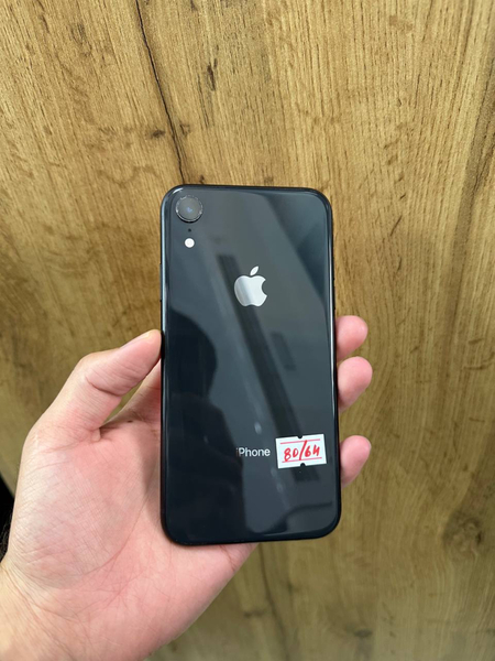 Iphone XR naqdga