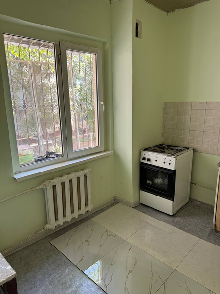 Чилонзор 25кв.да 1²хона.38м² сотилади.41500уе.