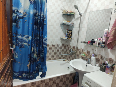 Срочно продам 2 комнатную Юнусабад 8