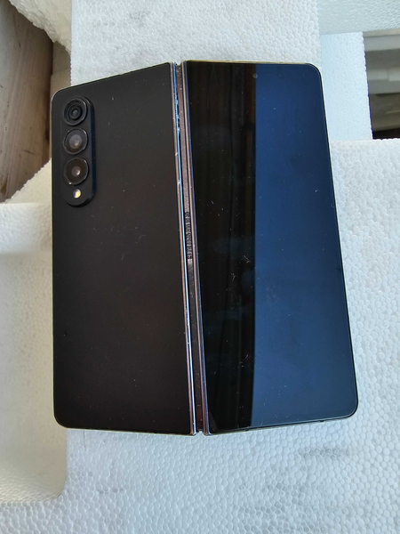 Samsung galaxy z fold 4