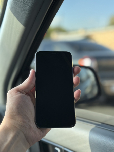 Iphone X karobka dokument