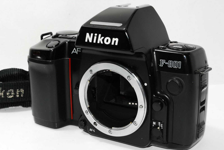 Nikon F-801 фотоаппарат с объективом AF Micro Nikkor 60mm 1:2.8D Japan