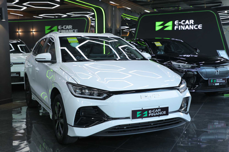13 ming so'm bilan 400 km yuruvchi  BYD E2