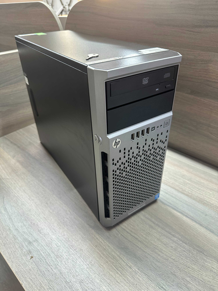 Сервер HPE ProLiant ML310e Gen8 v2