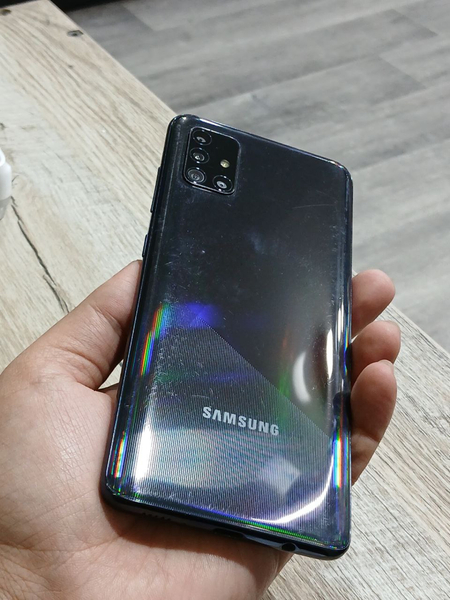 A51 64gb idial holatda qirilgan joyi yuq usta kurmagan