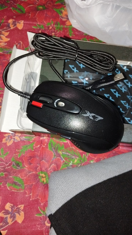 GAME CLUB  12ta PC + 1 admin

GAME CLUB  14ta PC + admi