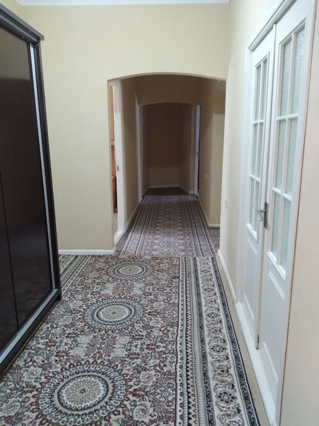 Срочно в аренду 4 комнатная