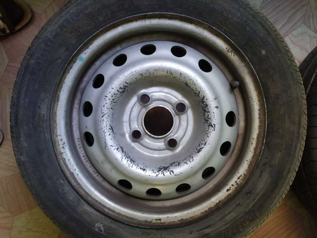 Диски R14 с шинами 185/60/14R состояние б/у 4шт. (нексия)