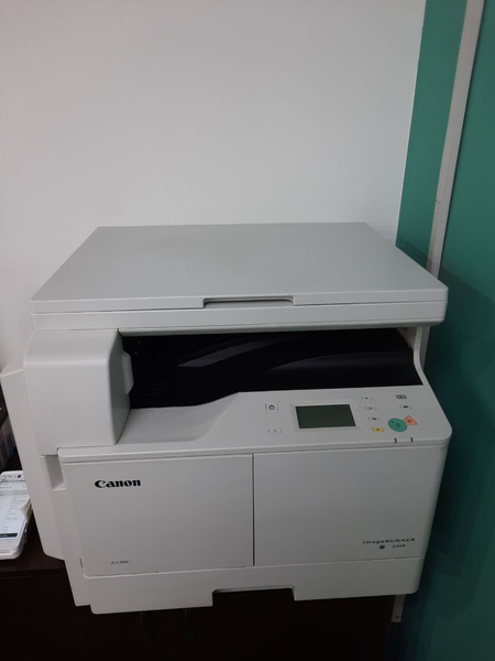 Printer CANON Image Runner 2206 sotiladi.