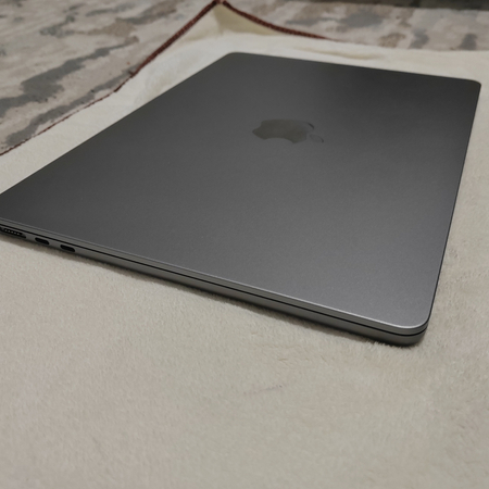 Macbook air m2 8/256
