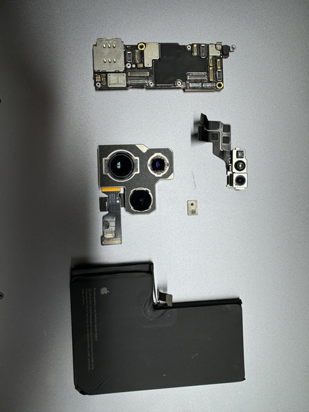 Iphone 14 pro max plata