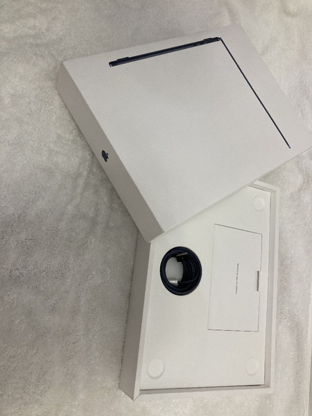 Macbook air 8/256gb