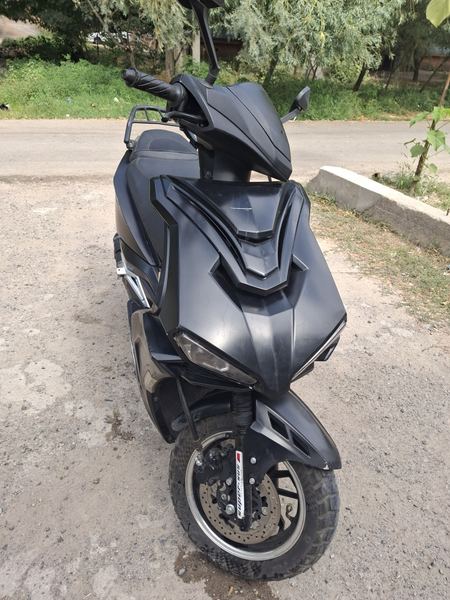 Скутер Италия 3 150 куб