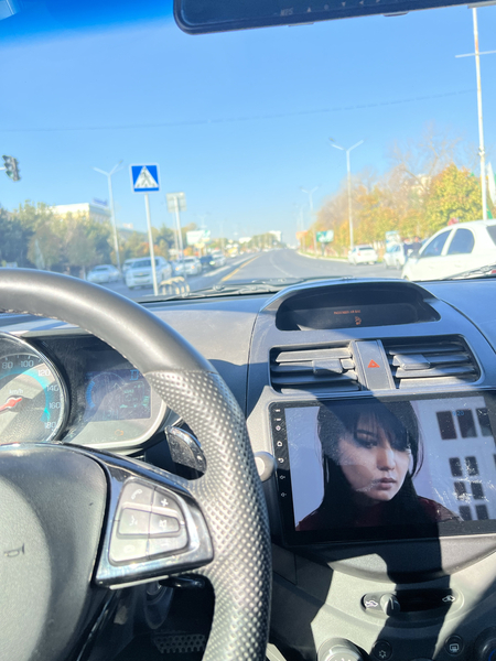 Спарк сотилади