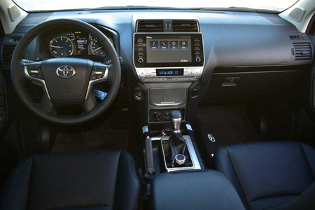 Toyota Land Cruiser Prado VX 150 год 2023