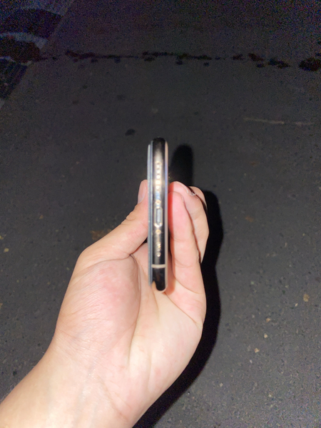 IPhone xs Karobka dakument bor