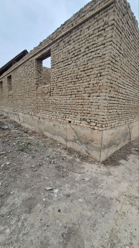 Uchastka sotiladi