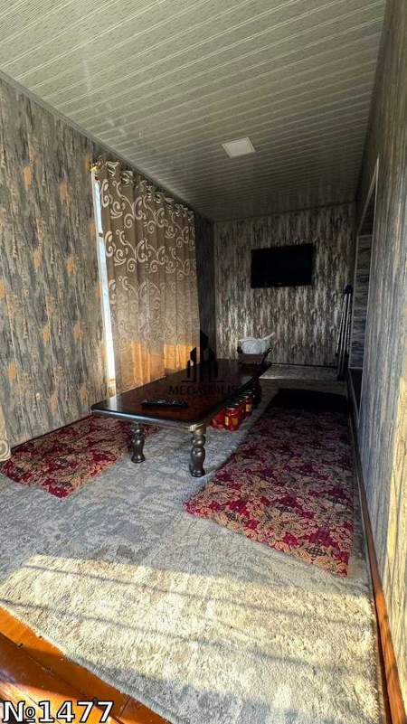 №1477 4 xonali kvartira barcha jihozlari bilan birga sotiladi