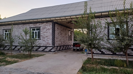 Gibkiy Kamen fasad oboylar