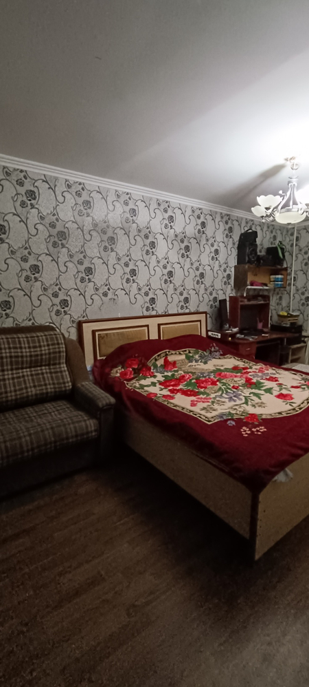 Продается квартира 3/2/5 кирпич на Чиланзаре 26 квартале