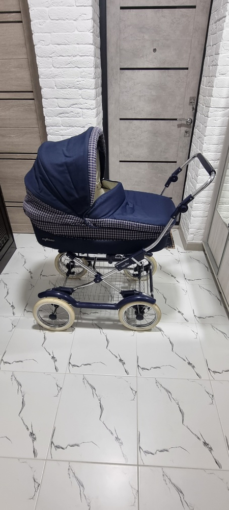 Итальянская коляска Inglesina