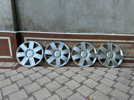 Продаётся автошины в сборе (Диски, шины и колпаки) R-15 195/60