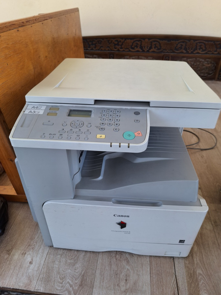 Canon 2420 sotiladi