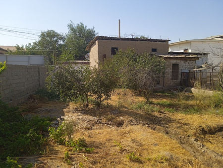 Quruq Yer Sotiladi Chinggaleda 2,2 sotixli suv svet gaz bor yer