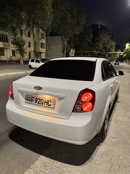 Chevrolet Lacetti 3-pozitsiya