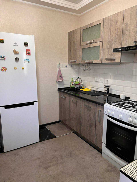 ул.Нукус,бутик Гламур,2-комнатная,6/9,60 м²,ремонт,меб/тех