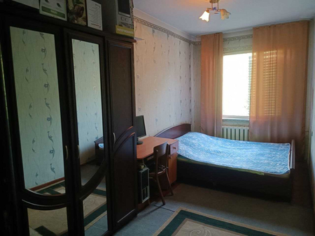 Срочно продается квартира в ттз 2в3 комнатная 2/4/4 СР160921