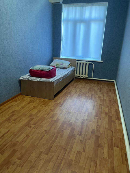 Навоий шахарда ижарага ховли