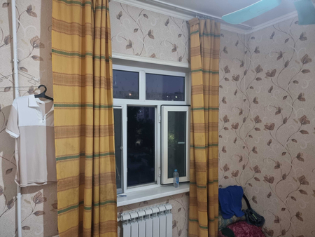 Продается 3 ком.4 этаж 5 этажка.Куйлюк 5.47 школа.