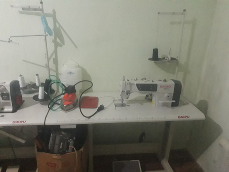 Tikuv mashinasi sotiladi
