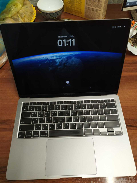 Apple Macbook Air M1 13-inch 8/256 SSD