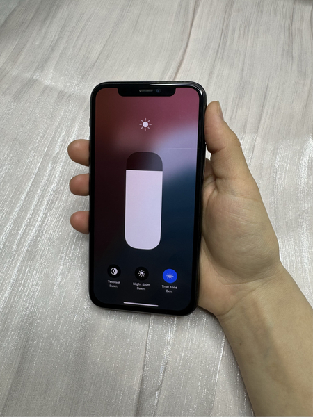 iPhone 11 Pro 64gb Graphic Akk: 67% Kelwamiz